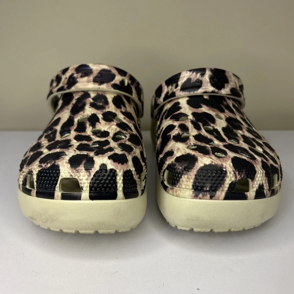 CROCS | Shoes | Crocs Classic Platform Leopard Print Clogs Womens 7 ...